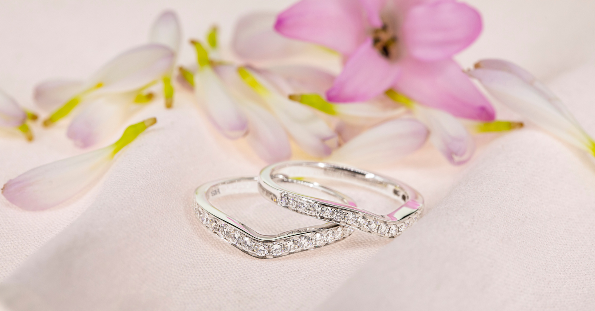 Bending Tradition: The Curved Wedding Rings Trend Explained | SH Jewellery