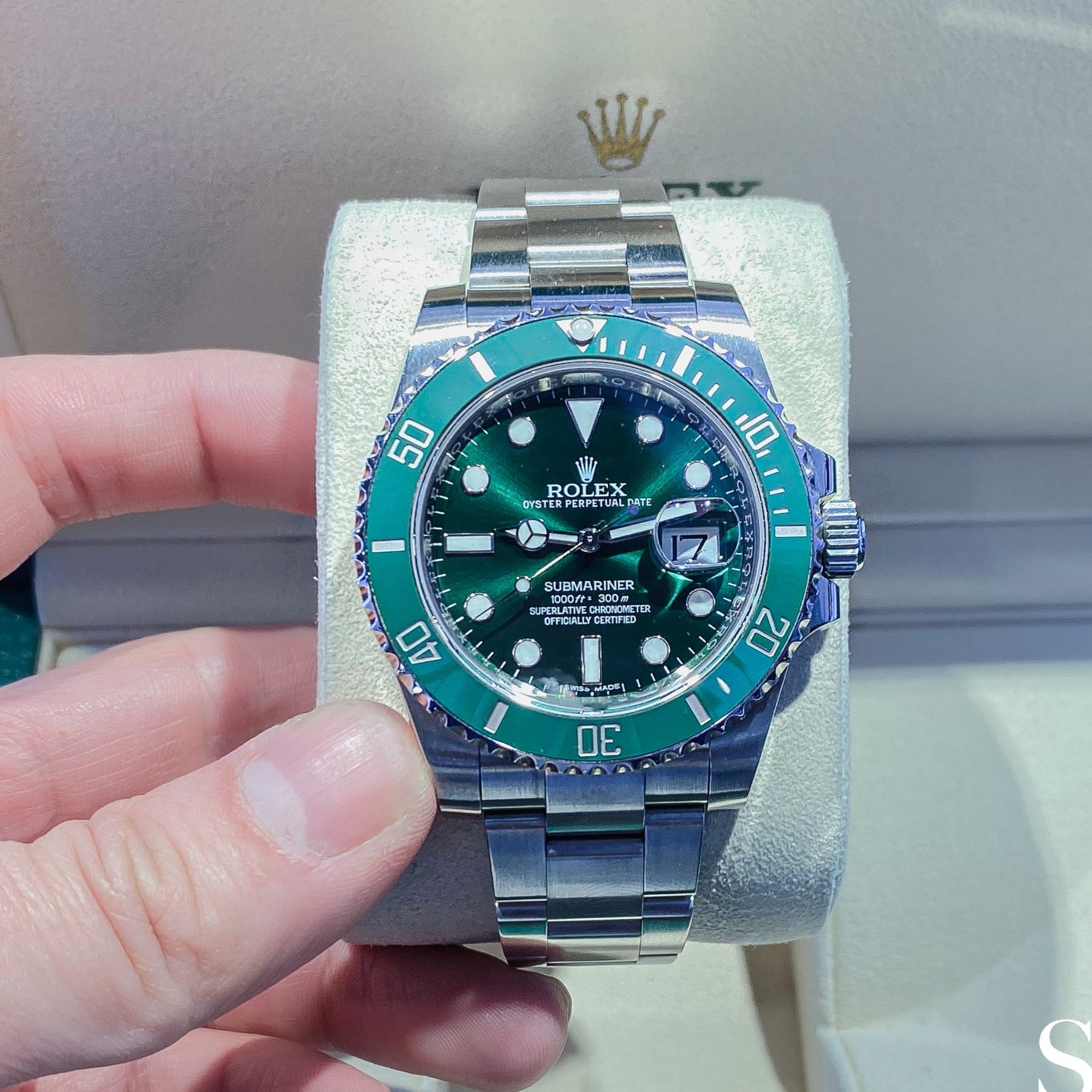 Rolex Submariner-Date 40mm 'Hulk' Steel Green Dial Button Markers 2016 ...