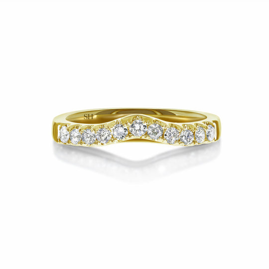 Bending Tradition: The Curved Wedding Rings Trend Explained – SH Jewellery