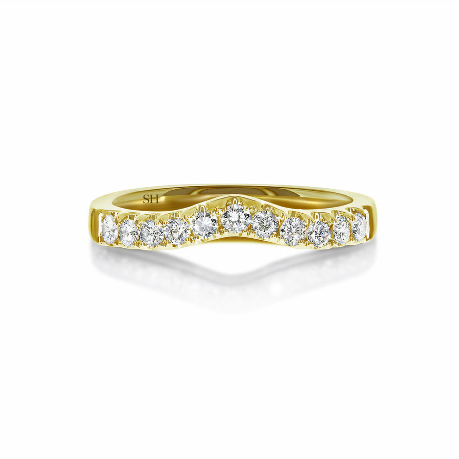 Bending Tradition: The Curved Wedding Rings Trend Explained – SH Jewellery